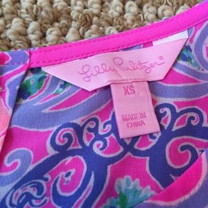 Lilly Pulitzer | Tops | Lilly Pulitzer Iona Shell Behind The Gates Xs ...